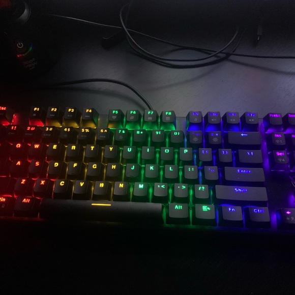 Video Games & Consoles | Tem Is A Wired Mechanical Keyboard With Rgb ...